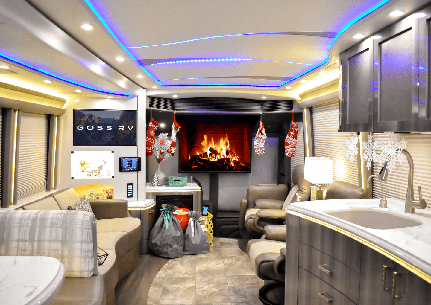 Luxury RV Rentals| Goss RV