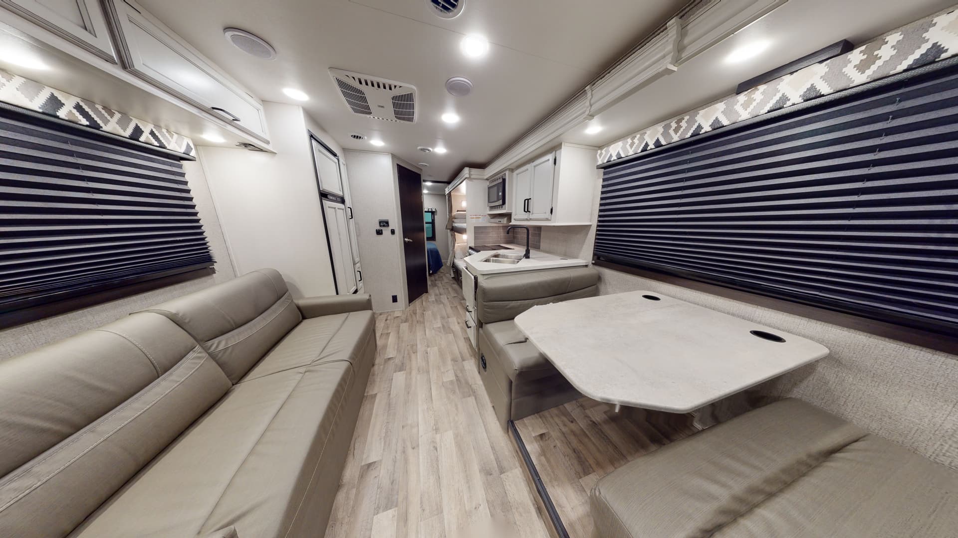 Luxury RV Rentals| Goss RV