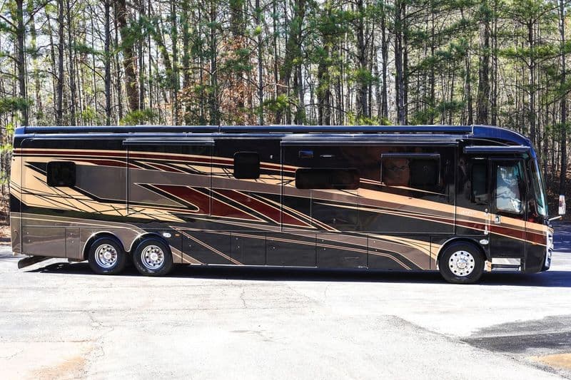 Luxury RV Rentals | Goss RV