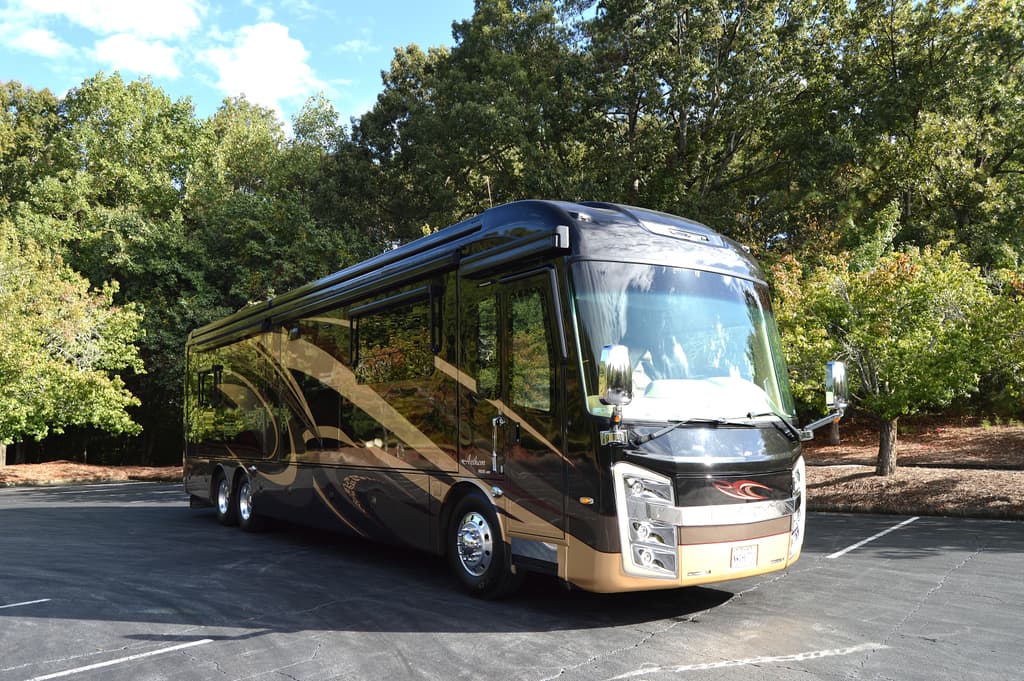 Luxury RV Rentals | Goss RV